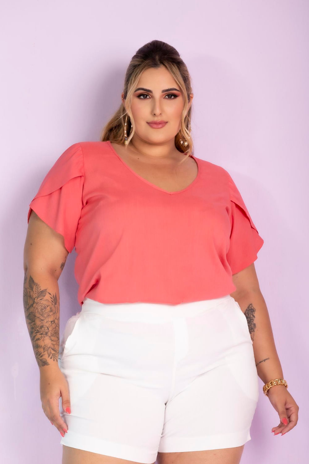 Blusa Decote V Aysla Coral Plus Size Chic E Elegante